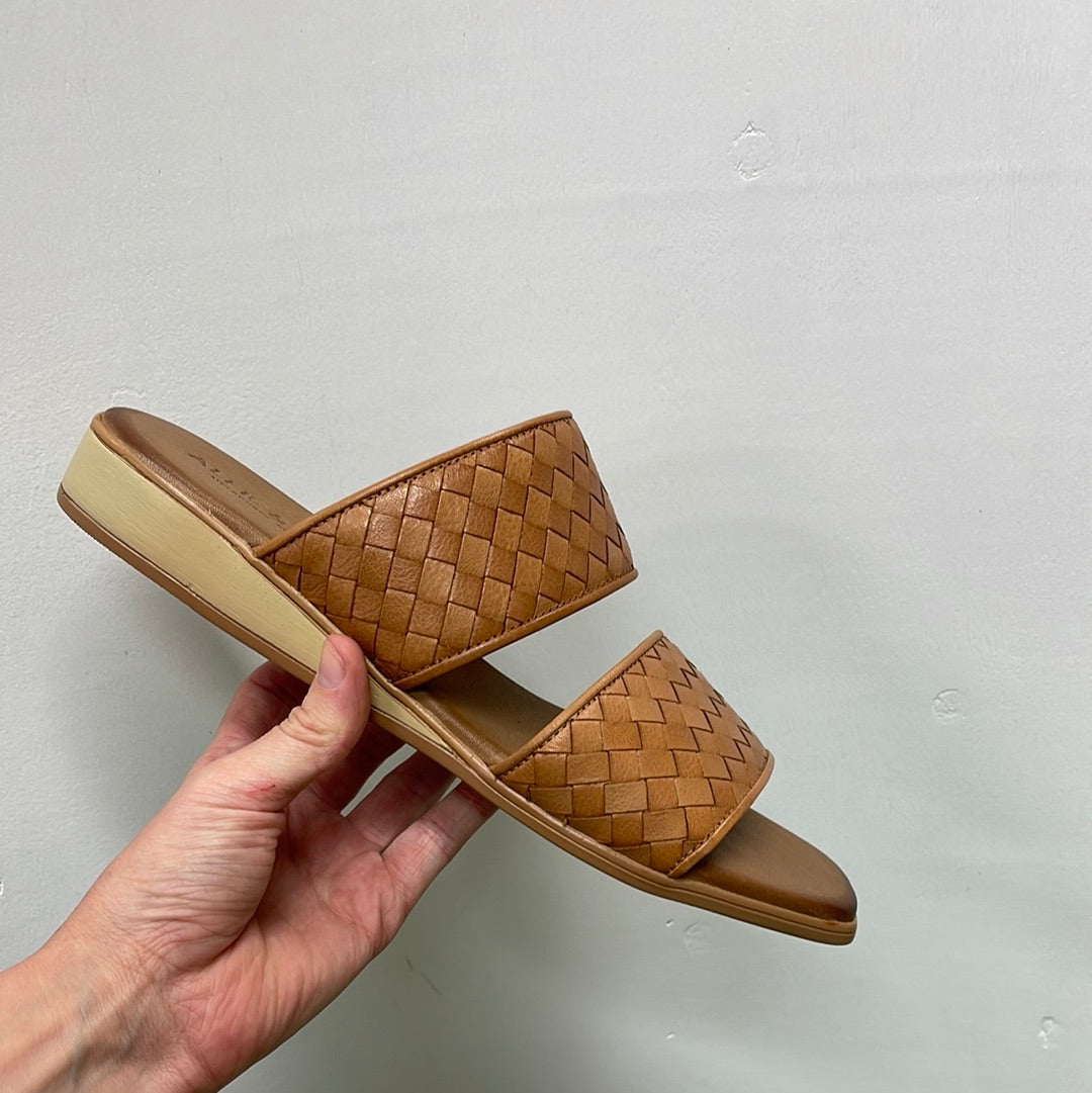 Sally Slide - Alfie and Evie / Saige and Sohl – Saige & Sohl